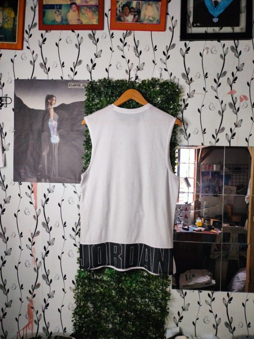 Jordan Sando, Men's Fashion, Activewear on Carousell