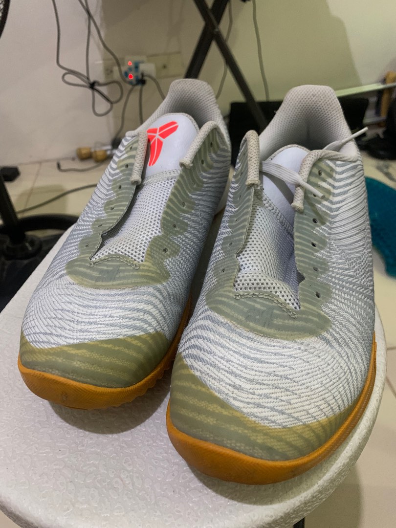 Kobe Mentality 2, Men's Fashion, Footwear, Sneakers on Carousell