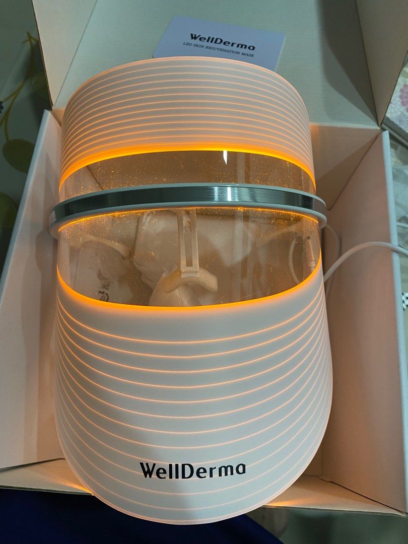 LED SKIN REJUVENATION MADK, Beauty & Personal Care, Face, Face Care on ...