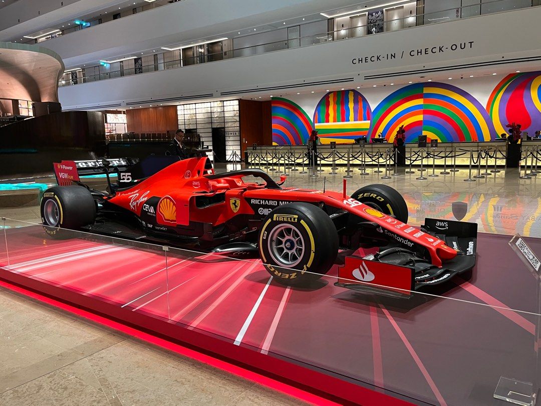 MBS SANDS PREMIER ROOM city view F1 Night Race, Tickets & Vouchers ...