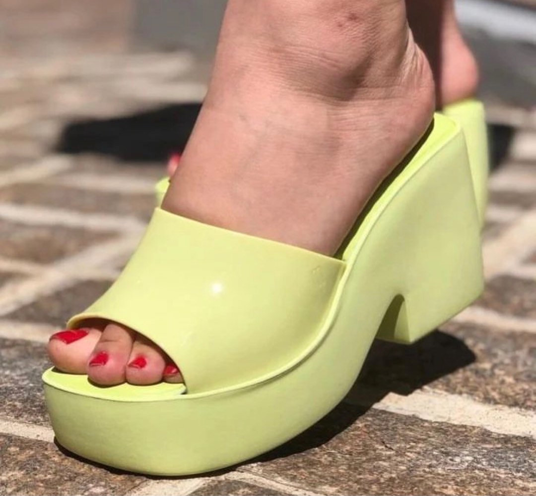 MELISSA SHOES POSH LIME (CANTIK SEKALI), Fesyen Wanita, Sepatu di Carousell