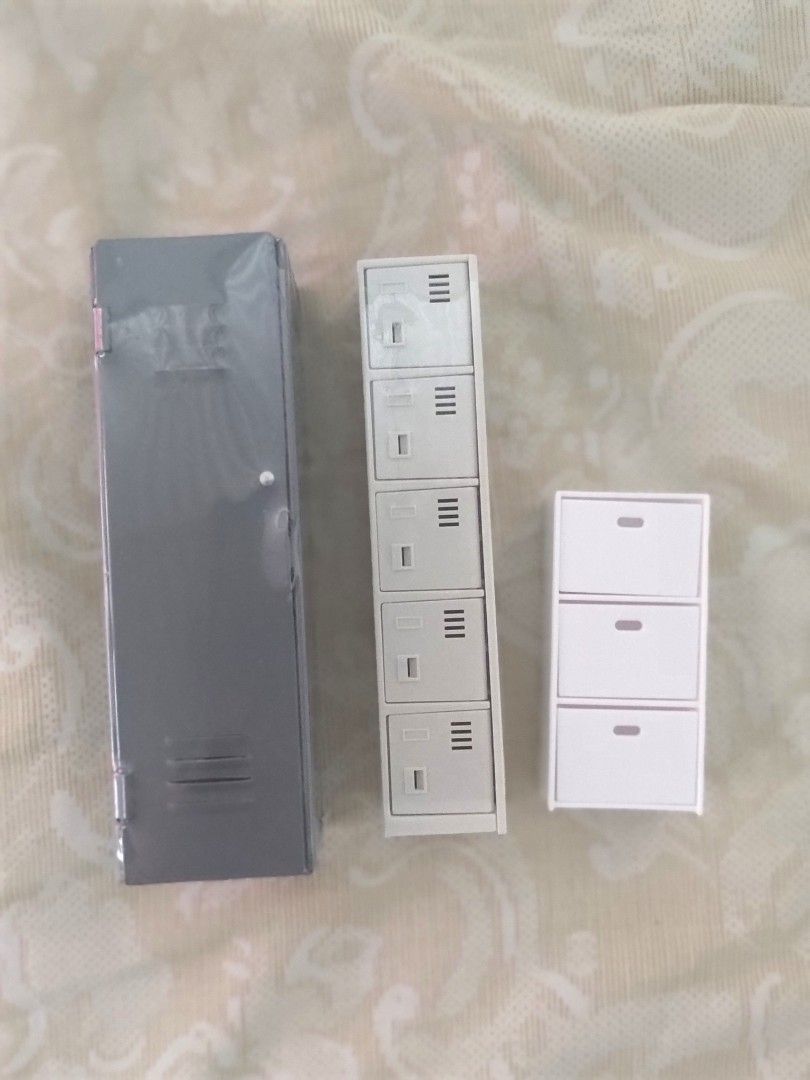 Miniature locker, shoe locker and drawer [Set], Hobbies & Toys, Toys ...