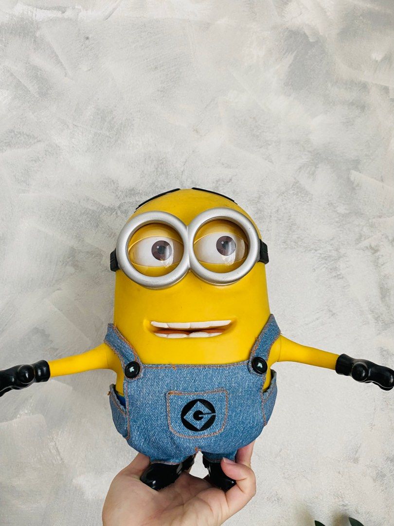Minion dancing toy, Hobbies & Toys, Collectibles & Memorabilia, Fan ...
