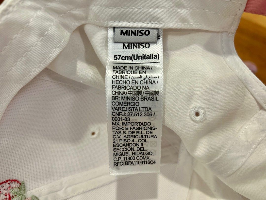 Miniso White Cap, Men's Fashion, Watches & Accessories, Caps & Hats on ...