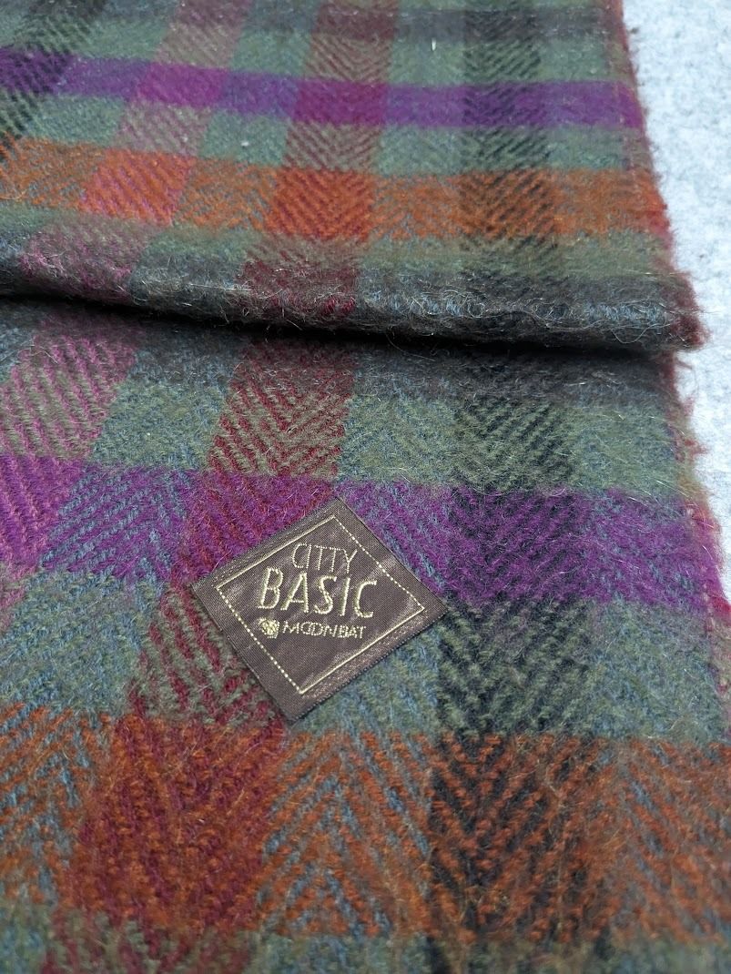 MOONBAT CITY BASIC Check Two Colored Check Muffler Scarf, Women's ...