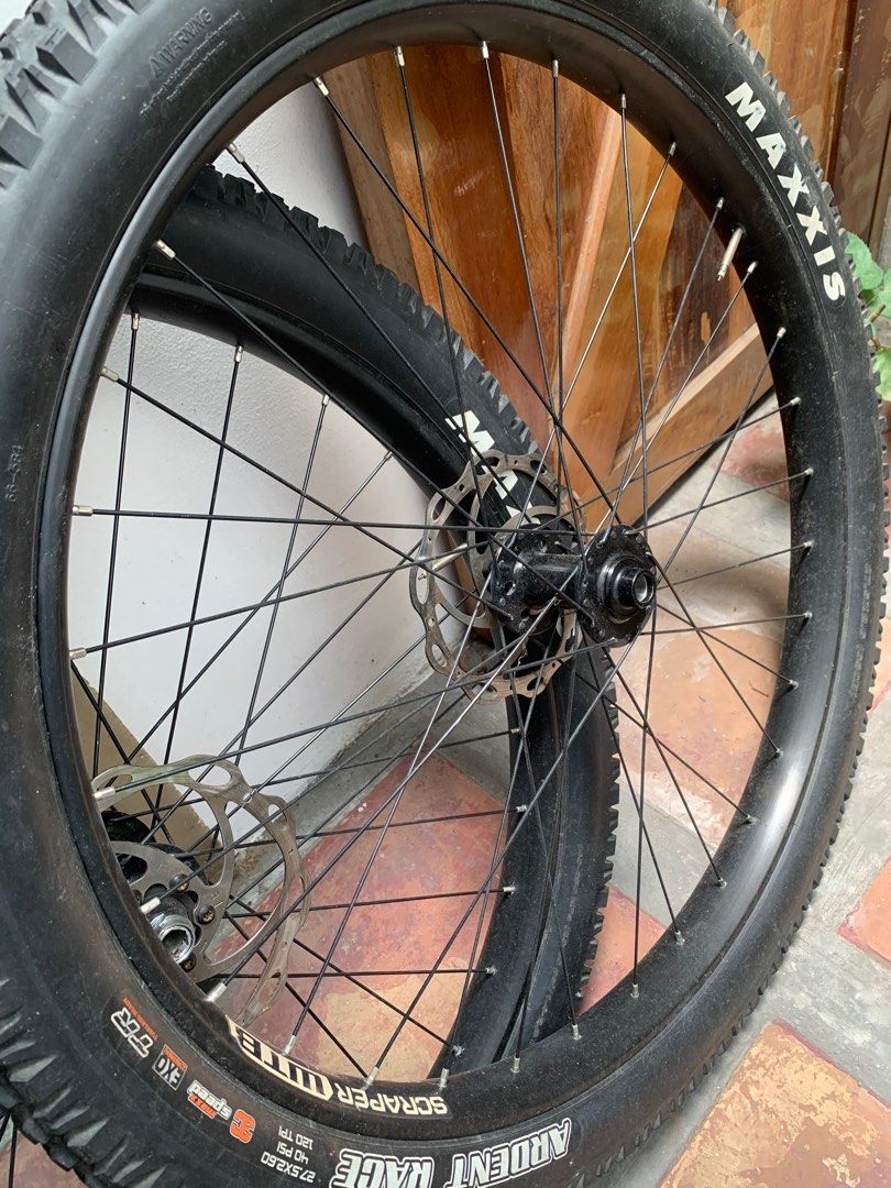 Novatec, WTB Scraper 27.5 Wheelset Boost, Sports Equipment, Bicycles ...