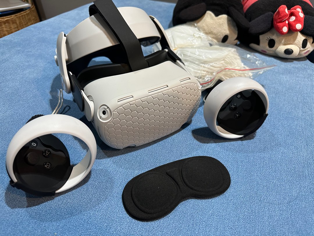 Oculus Quest 2 Virtual Reality VR Headset, Video Gaming, Gaming ...