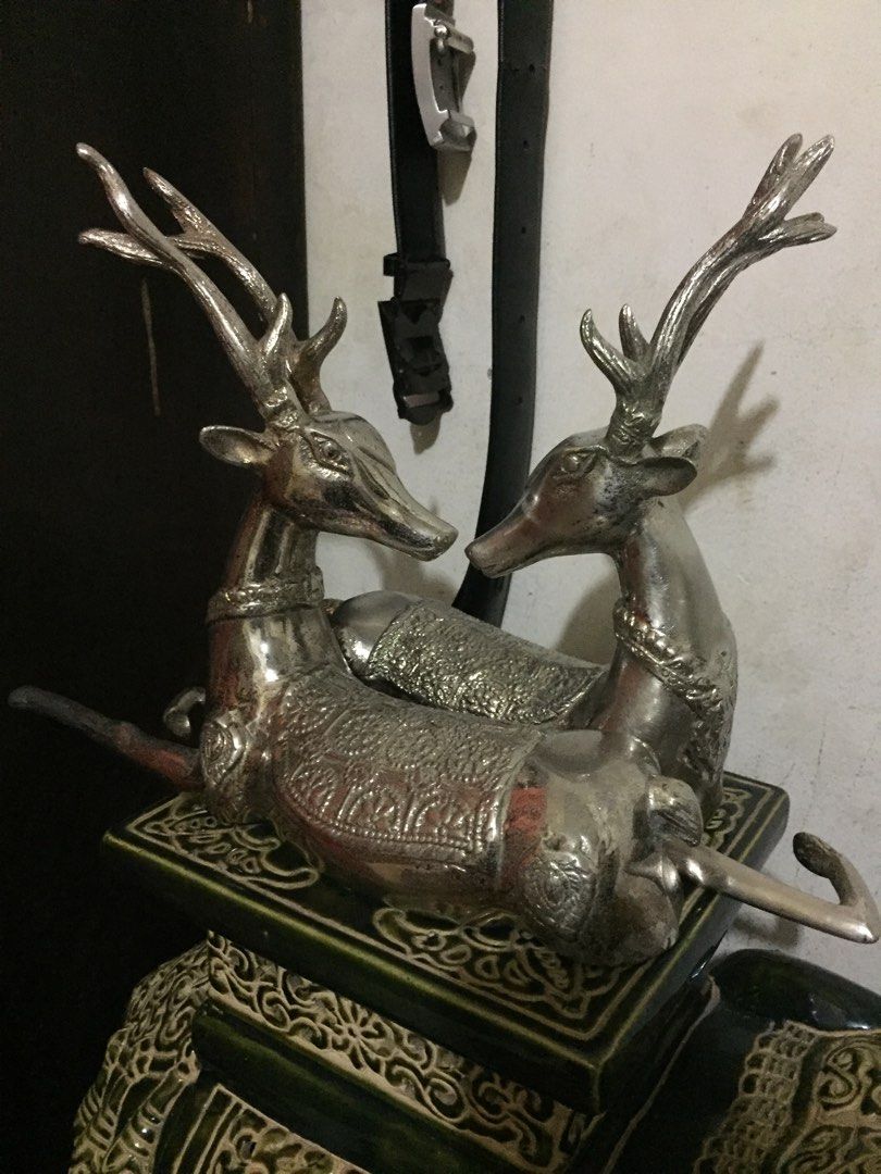 Patung pajangan sepasang kijang, Antik, Pajangan di Carousell