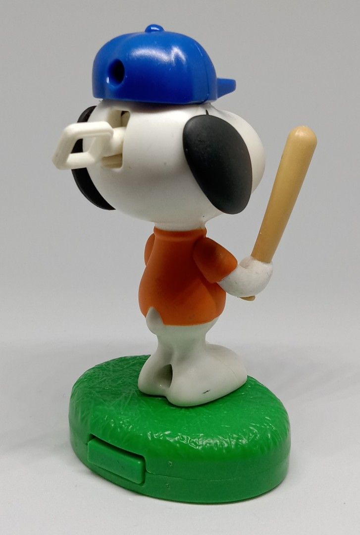 Peanuts Snoopy Baseball Player 2018 McDonald's Toy, Hobbies & Toys ...