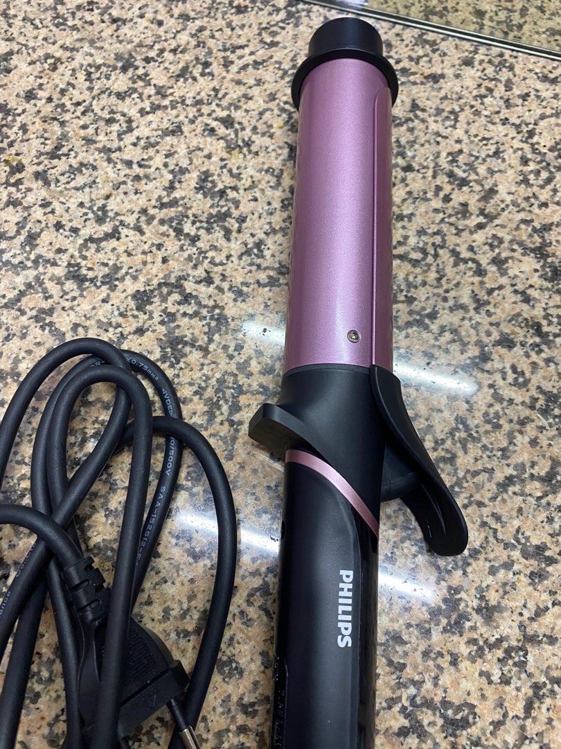 Philips 38mm hair curler, Beauty & Personal Care, Hair on Carousell