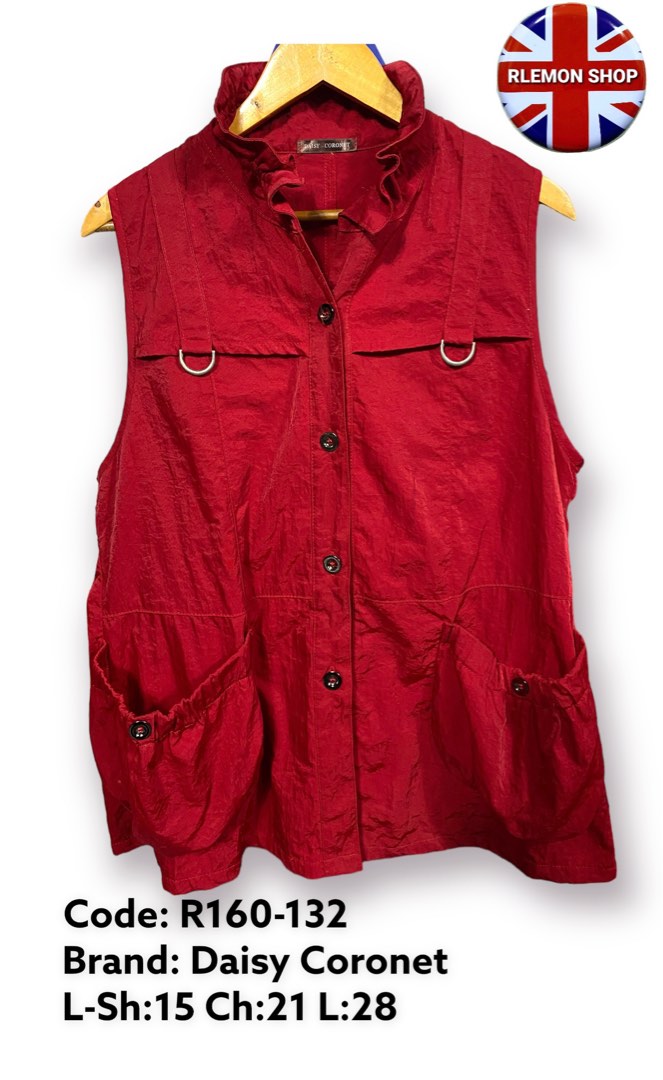 R160-132 Daisy Coronet Chaleco Vest, Women's Fashion, Coats, Jackets and Outerwear on Carousell