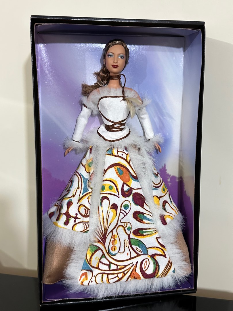 RARE Inuit Legend Barbie Doll 2005, 興趣及遊戲, 玩具 & 遊戲類 - Carousell