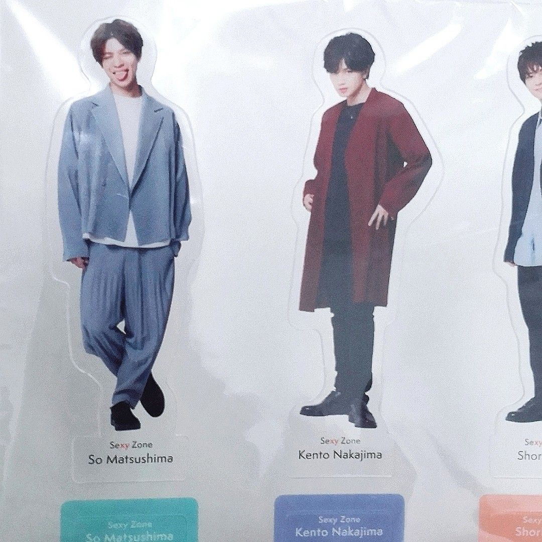 Sexy Zone Plastic Stand, Hobbies & Toys, Collectibles & Memorabilia, J-pop on Carousell