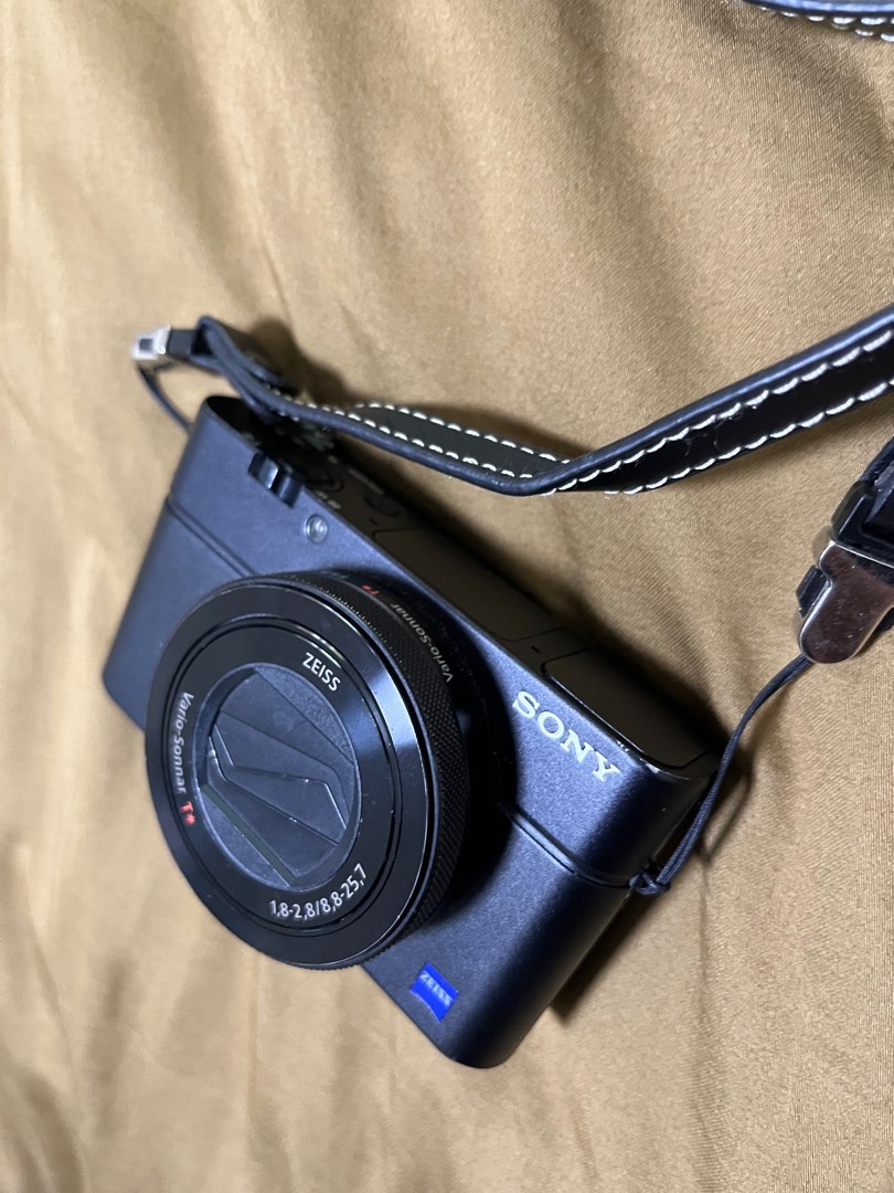Sony Cyber-shot DSC-RX100 IV M4, Photography, Cameras on Carousell