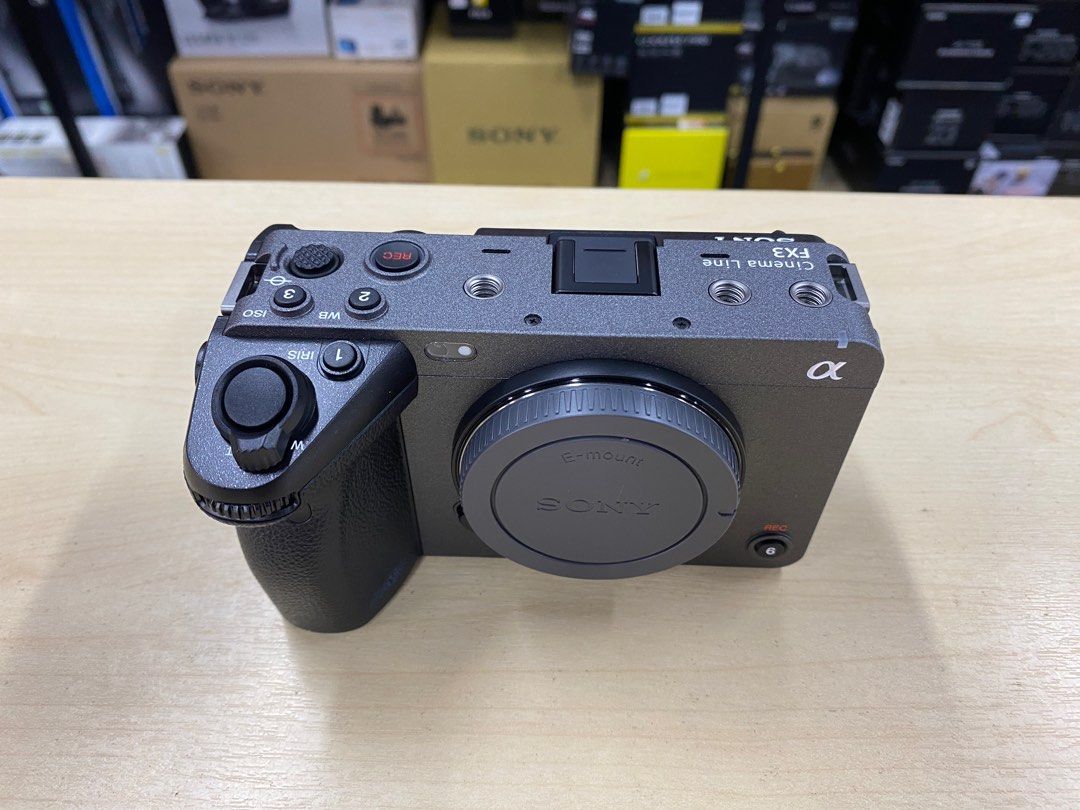 ( SOLD )( USED ) Sony FX3 Full-Frame Cinema Camera, Photography ...