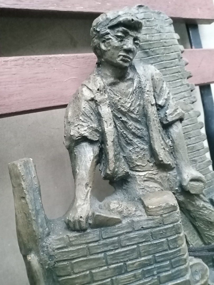 Stone Concrete Art Sculpture Bricklayer Worker, Hobbies & Toys ...