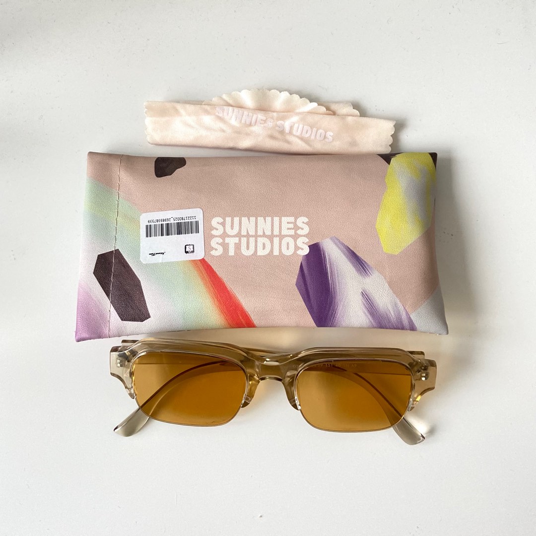 Sunnies Studios - Milton in Daisy, Women's Fashion, Watches ...