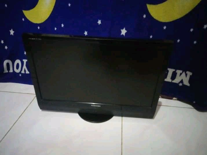 TV LED SHARP 19 INCH MASIH ANALOG., Elektronik, TV & Perlengkapan Hiburan di Carousell