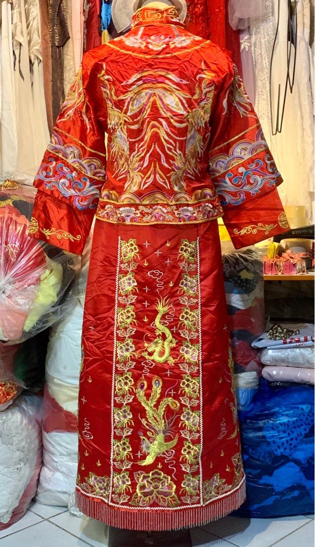 Ukay red chinese costume, Women's Fashion, Dresses & Sets, Traditional ...