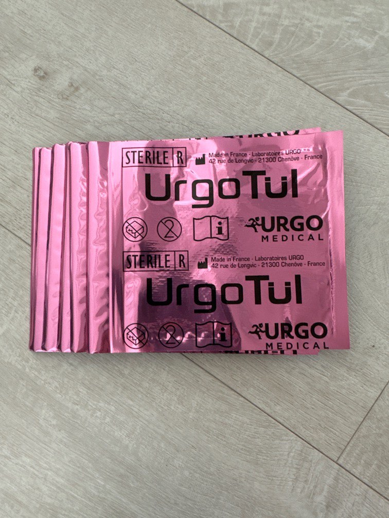 Urgotul 10 x 10 cm, Health & Nutrition, Medical Supplies & Tools on ...