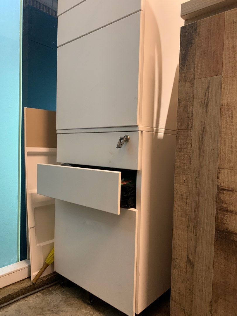 Used Metal Drawer (Office), Furniture & Home Living, Furniture, Shelves ...