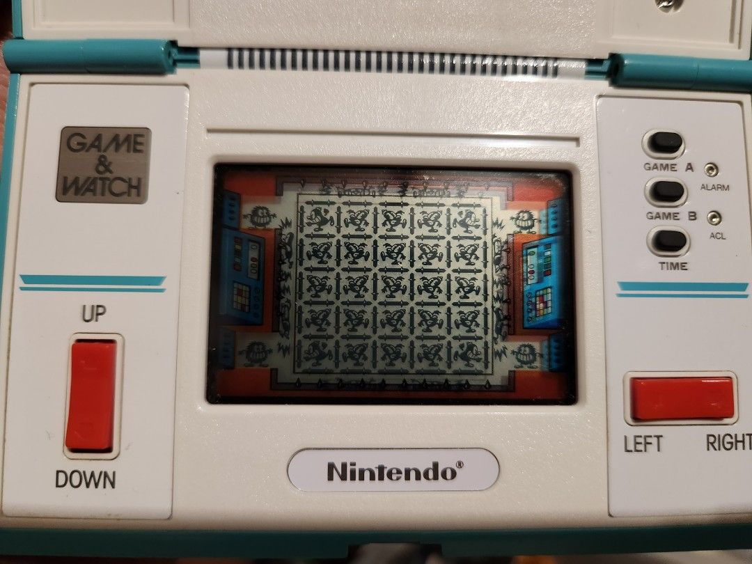 Vintage Nintendo Game & Watch multiscreen - Squish - 1981, Hobbies ...