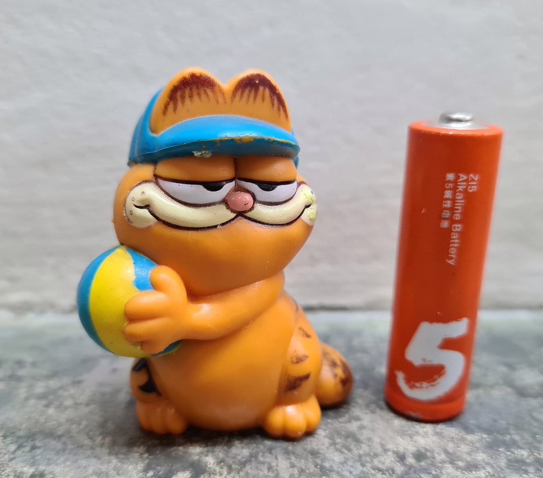VOLLEYBALL GARFIELD - 1981 United Feature Syndicate PVC Figure (Hong ...