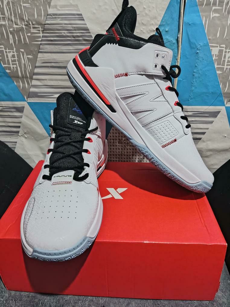 XTEP FEARLESS BASKETBALL SHOES, Men's Fashion, Footwear, Sneakers on ...