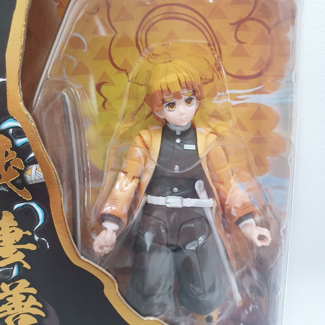 ZENITSU AGATSUMA Demon Slayer High Definition Ultimate Legends, Hobbies ...