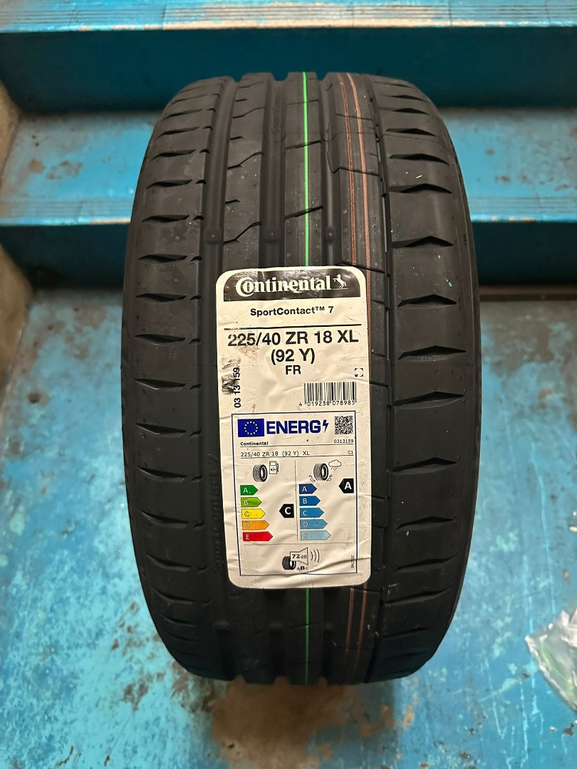 225/40/18 Continental Sport Contact 7 CSC7, Car Accessories, Tyres & Rims on Carousell