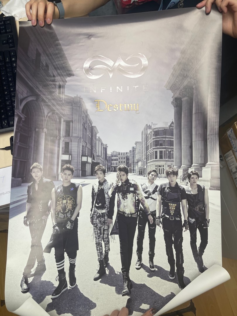 官方 Infinite ♾️ Poster (Destiny), 興趣及遊戲, 收藏品及紀念品, 韓流 - Carousell
