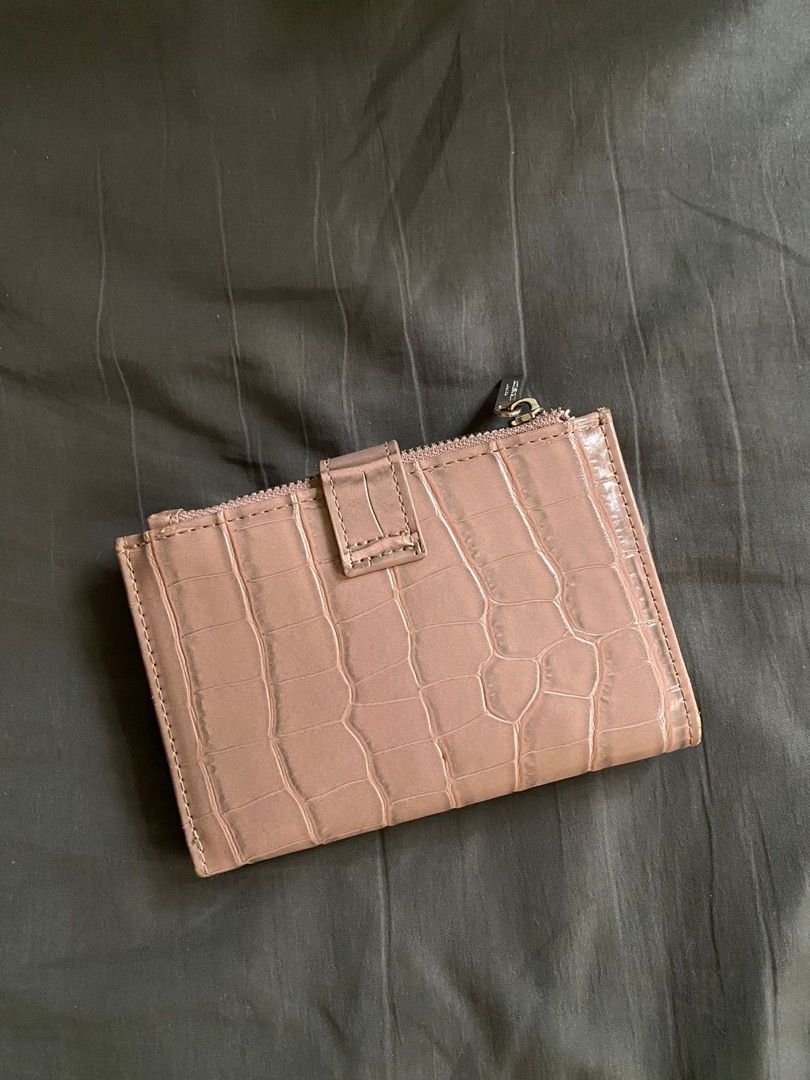 Accessorize London Wallet, Women's Fashion, Bags & Wallets, Purses ...