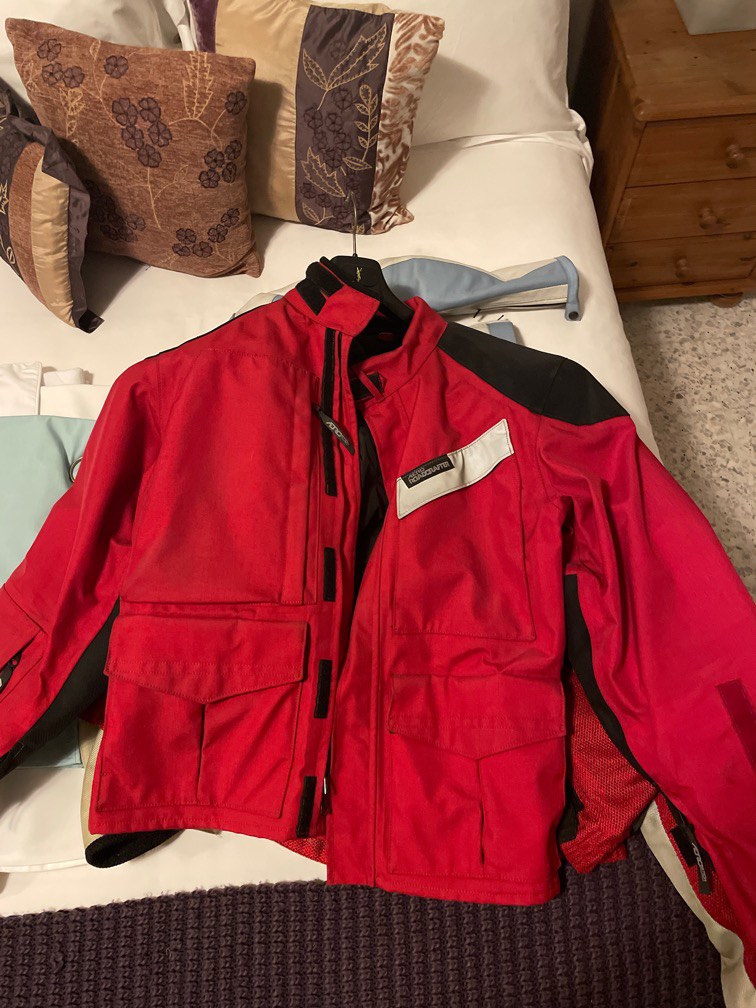 Aero Roadcrafter bike jacket, Men's Fashion, Coats, Jackets and ...