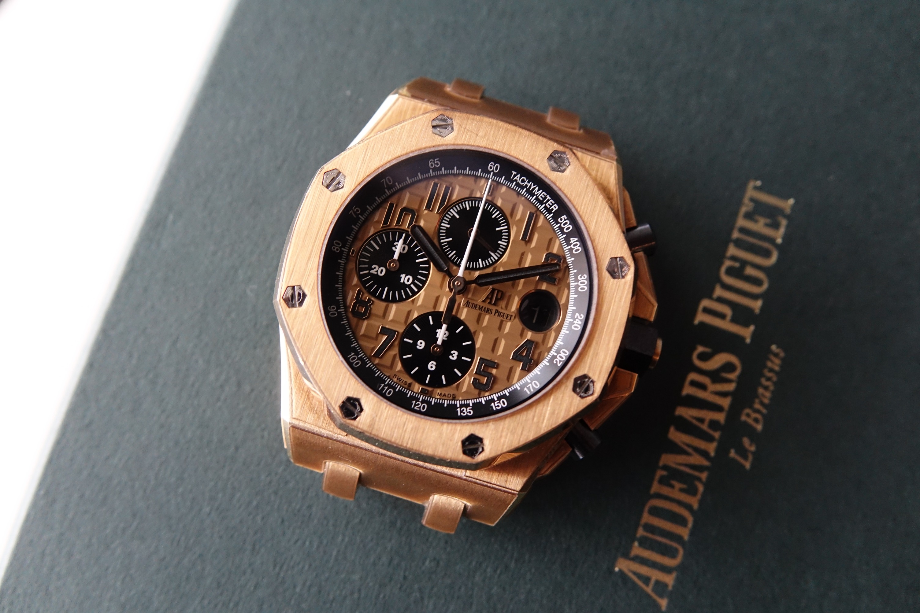 Audemars Piguet Royal Oak Offshore Honeybee 26470OR, Luxury, Watches on ...