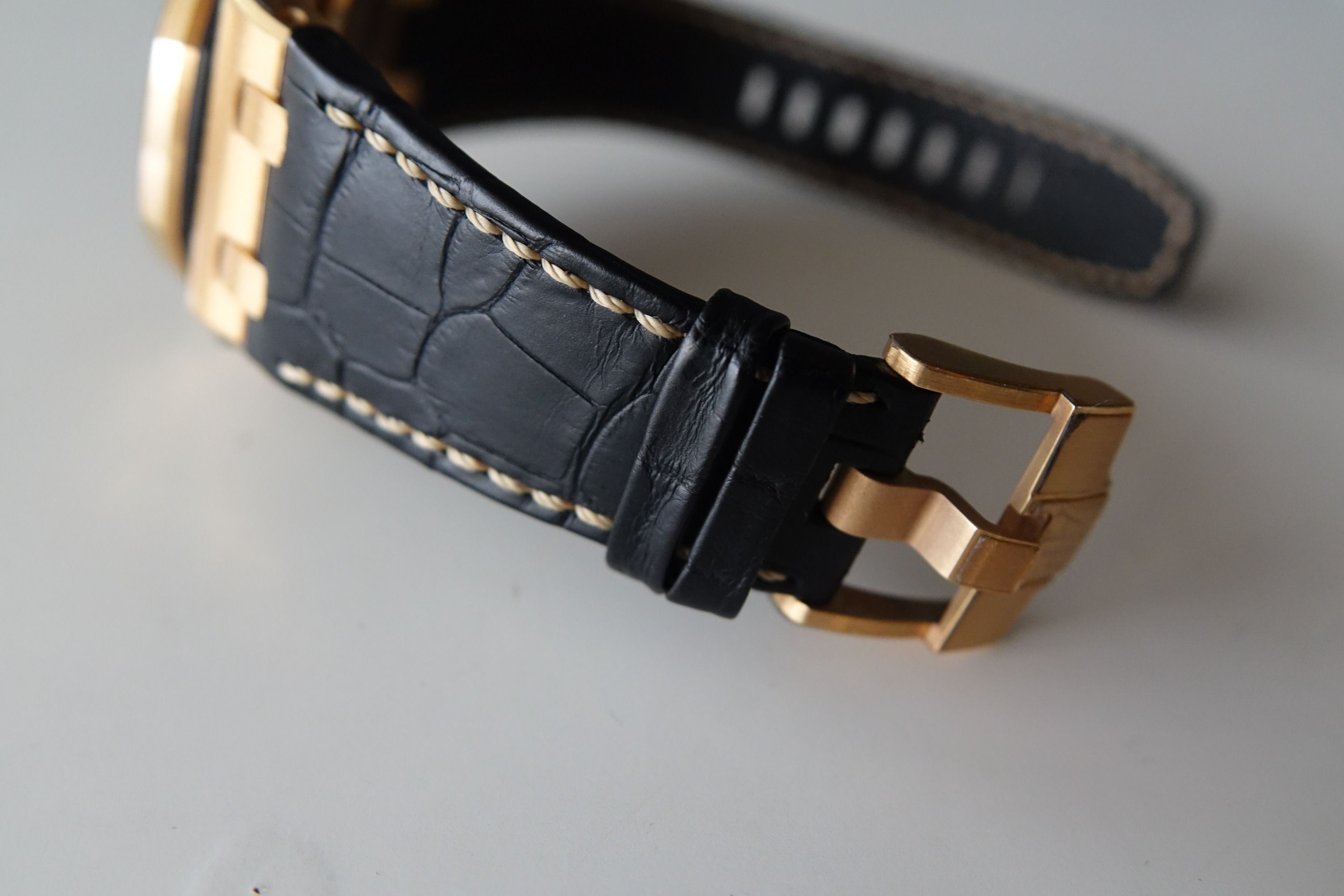 Audemars Piguet Royal Oak Offshore Honeybee 26470OR, Luxury, Watches on ...