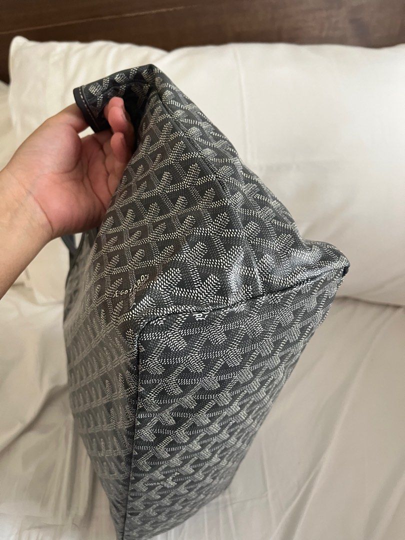Authentic Goyard St. Louis PM with Entrupy Certificate, Luxury, Bags ...