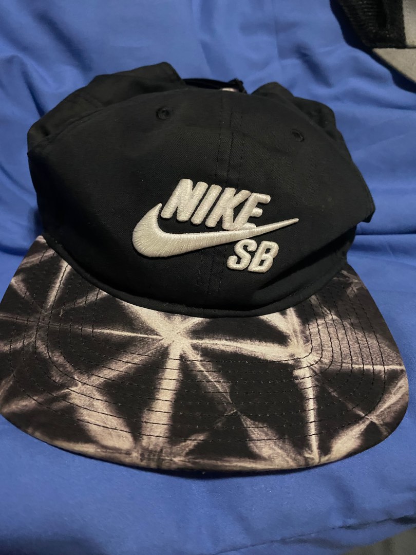 AUTHENTIC Nike SB cap, Men's Fashion, Watches & Accessories, Caps ...