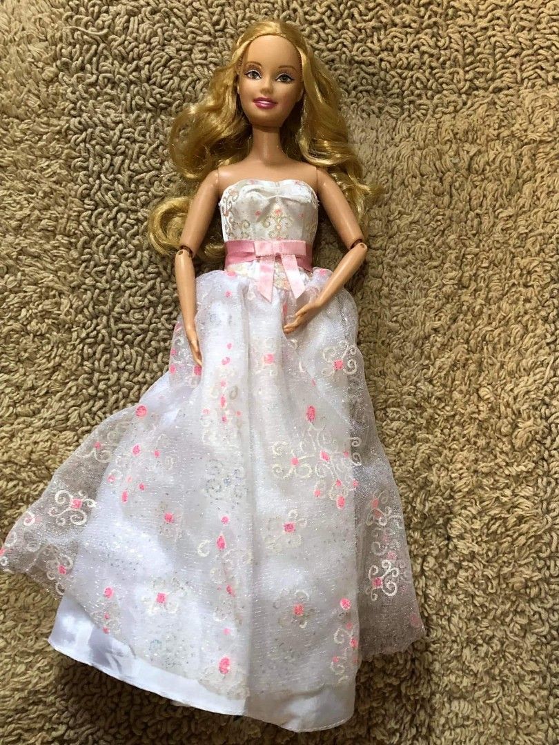 Barbie 12 dancing princess Genevieve, Hobbies & Toys, Toys & Games on ...