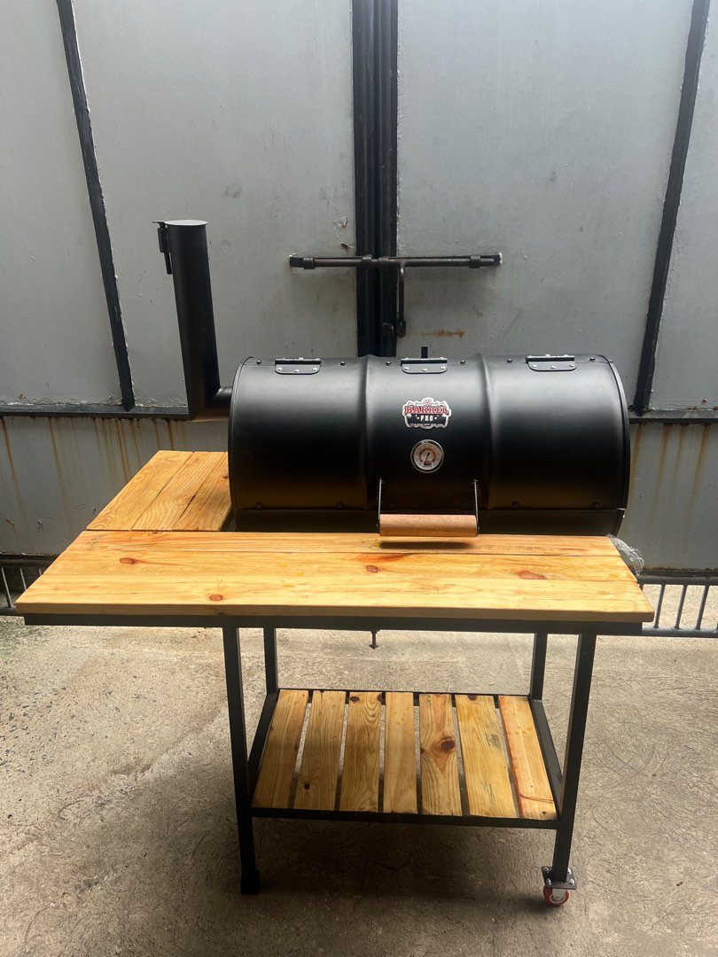 Barrel pro griller, TV & Home Appliances, Kitchen Appliances, BBQ ...