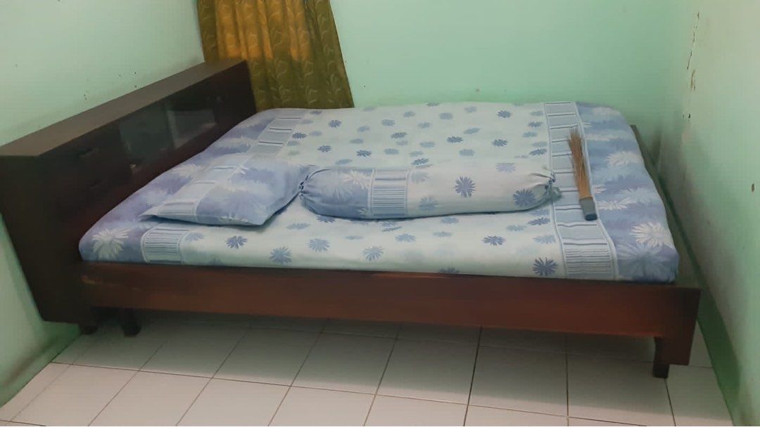 Bed Frame Kayu Jati, Perabotan Rumah di Carousell