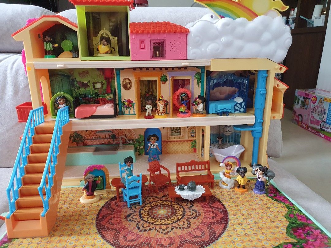 Encanto Playhouse Bundle, Hobbies & Toys, Toys & Games on Carousell