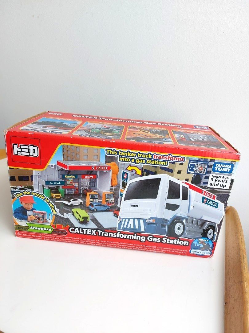 Tomica X Caltex Transforming Gas Station, Hobbies & Toys, Toys & Games ...