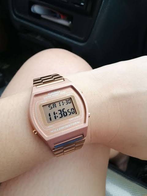 Casio Vintage Rose Gold Digital Watch, Women's Fashion, Watches ...