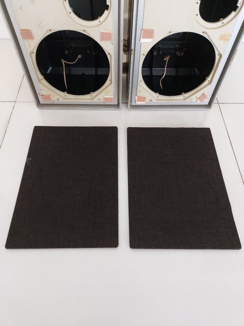 CD Vintage Phillips Speaker Box, Audio, Soundbars, Speakers ...