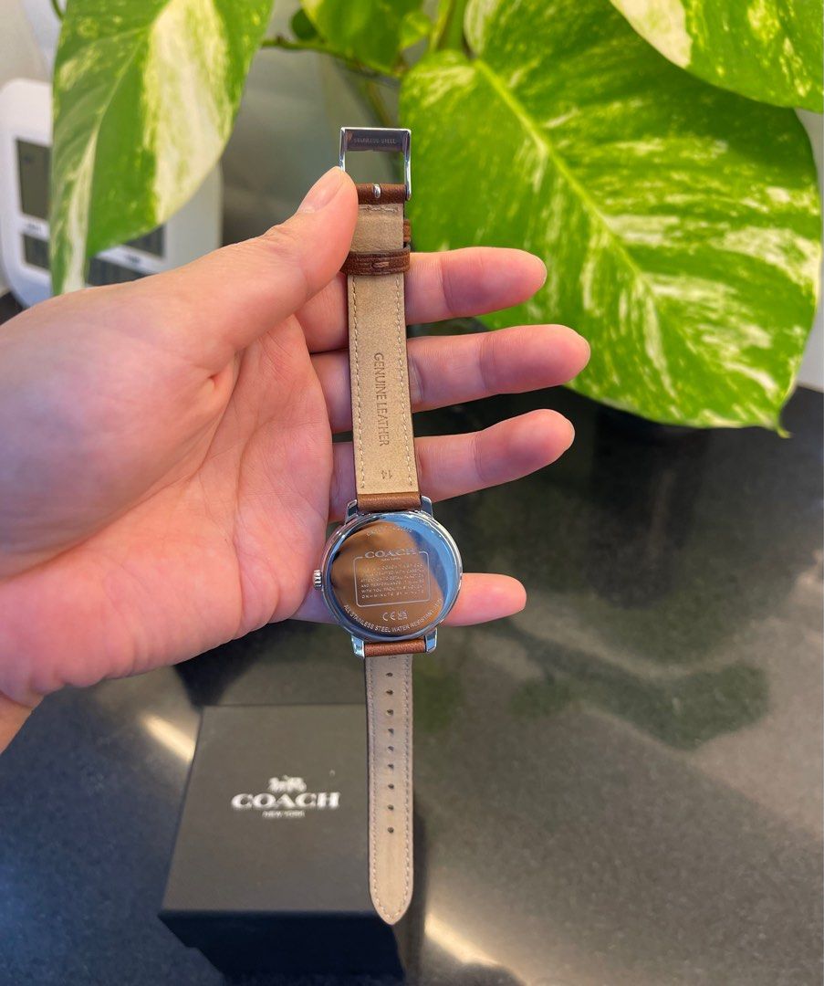 Coach watch, Women's Fashion, Watches & Accessories, Watches on Carousell