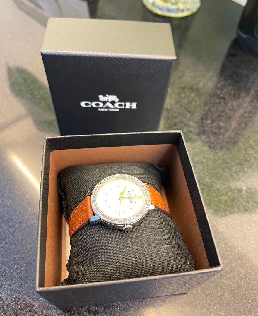 Coach watch, Women's Fashion, Watches & Accessories, Watches on Carousell