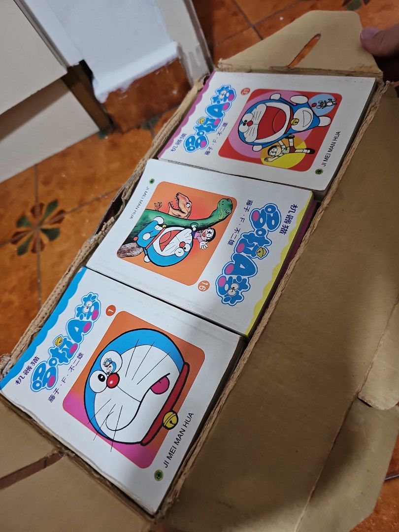 Complete set chinese doraemon books collection, Hobbies & Toys, Books ...