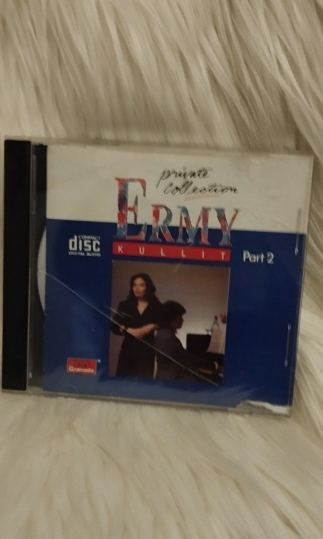 ERMY KULIT | KASET CD, Musik & Media, CD, DVD & Lainnya di Carousell