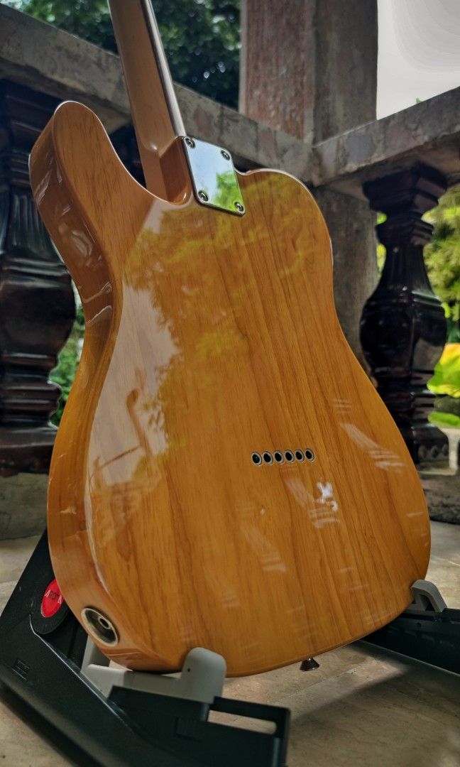 Fender Hybrid Telecaster, Hobbies & Toys, Music & Media, Musical ...