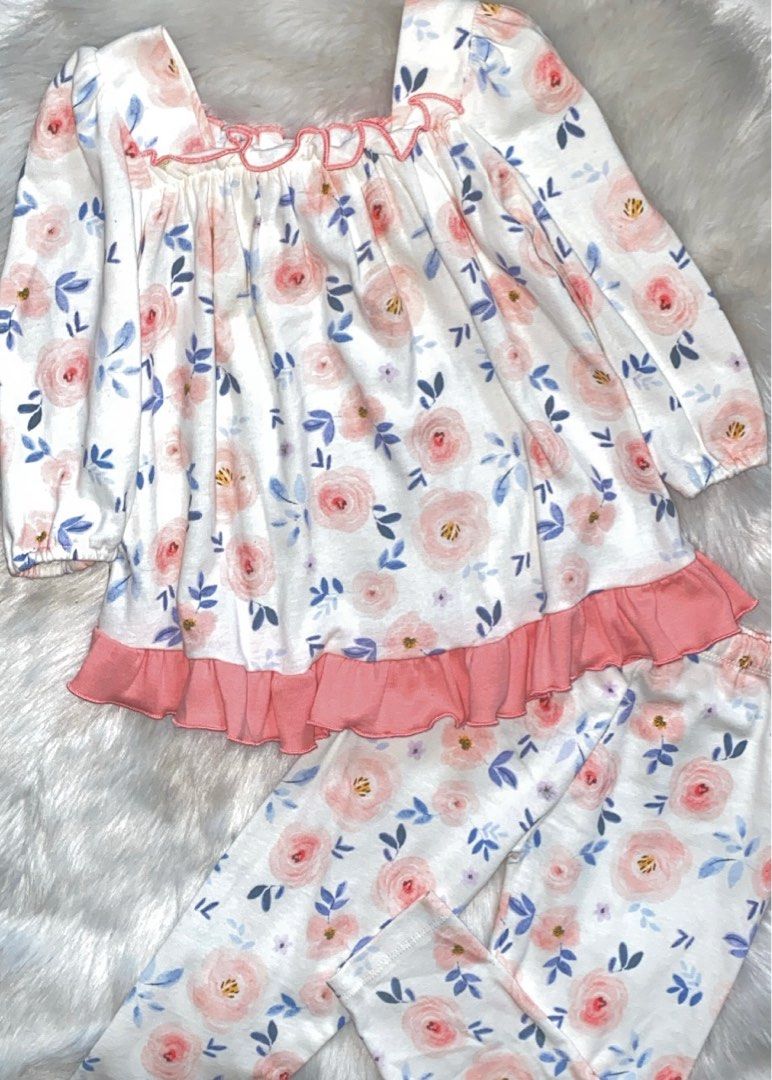 Flower Pyjamas 4T, Babies & Kids, Babies & Kids Fashion on Carousell